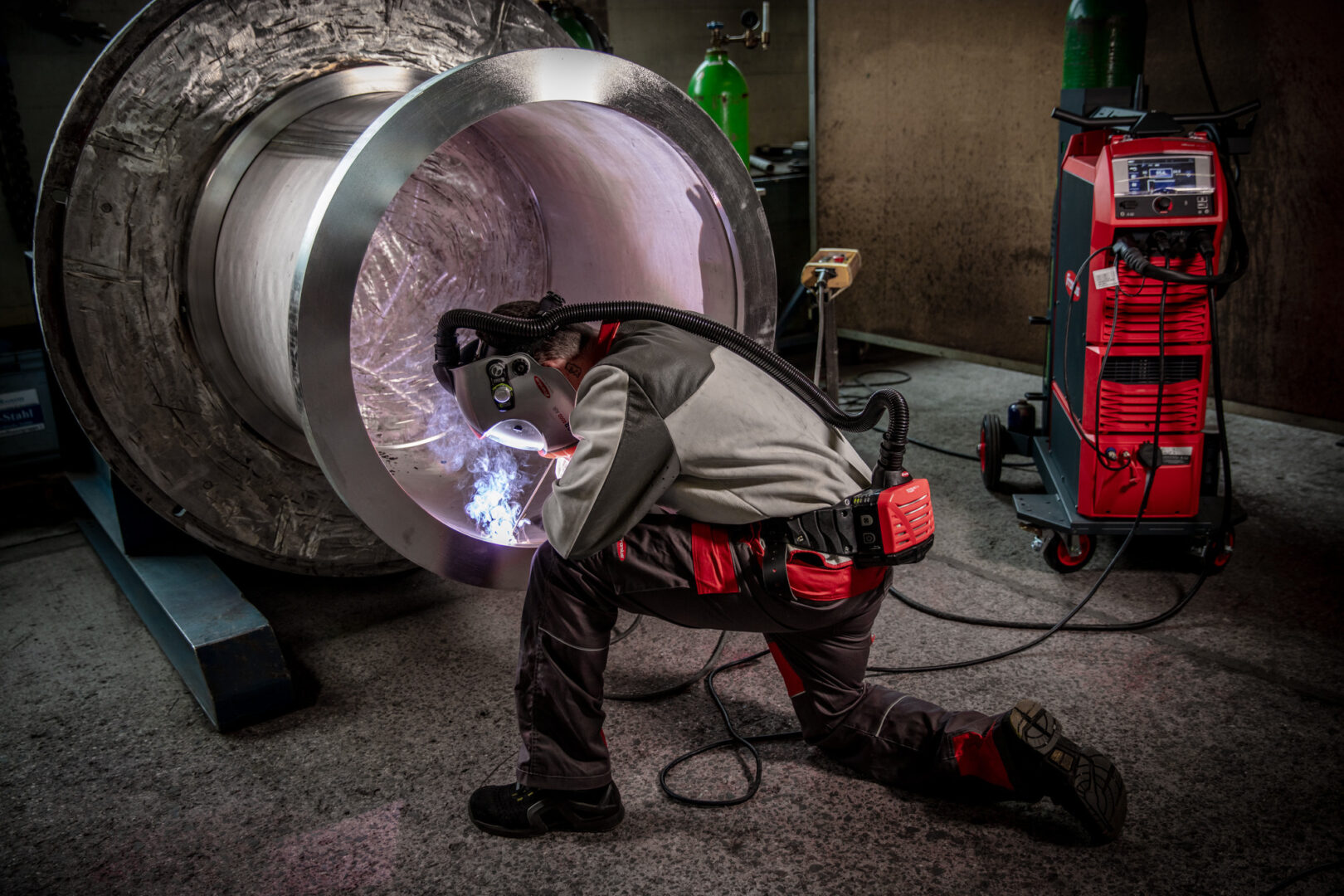 Fewer welding fumes with optimum arc length