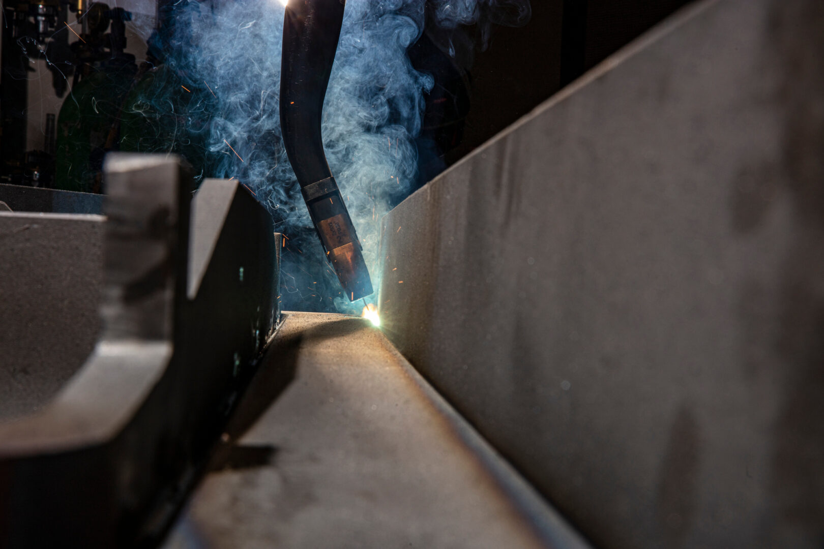 Double the speed: tandem welding of yellow goods